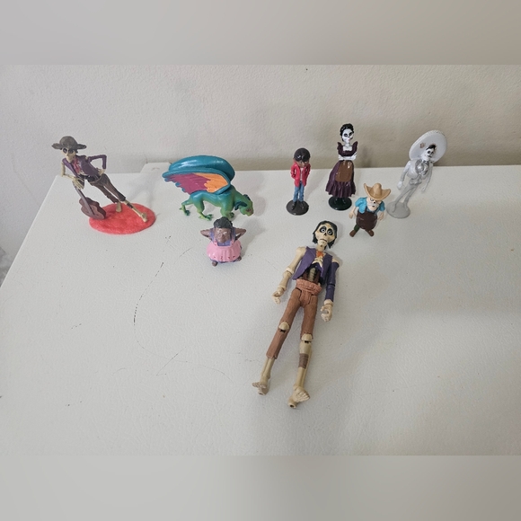 Disney | Toys | Disney Pixar Coco Action Figures Set Of 8 | Poshmark